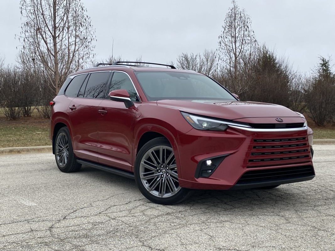 I drove the 2026 Lexus TX 350 Premium AWD. Here's my honest review