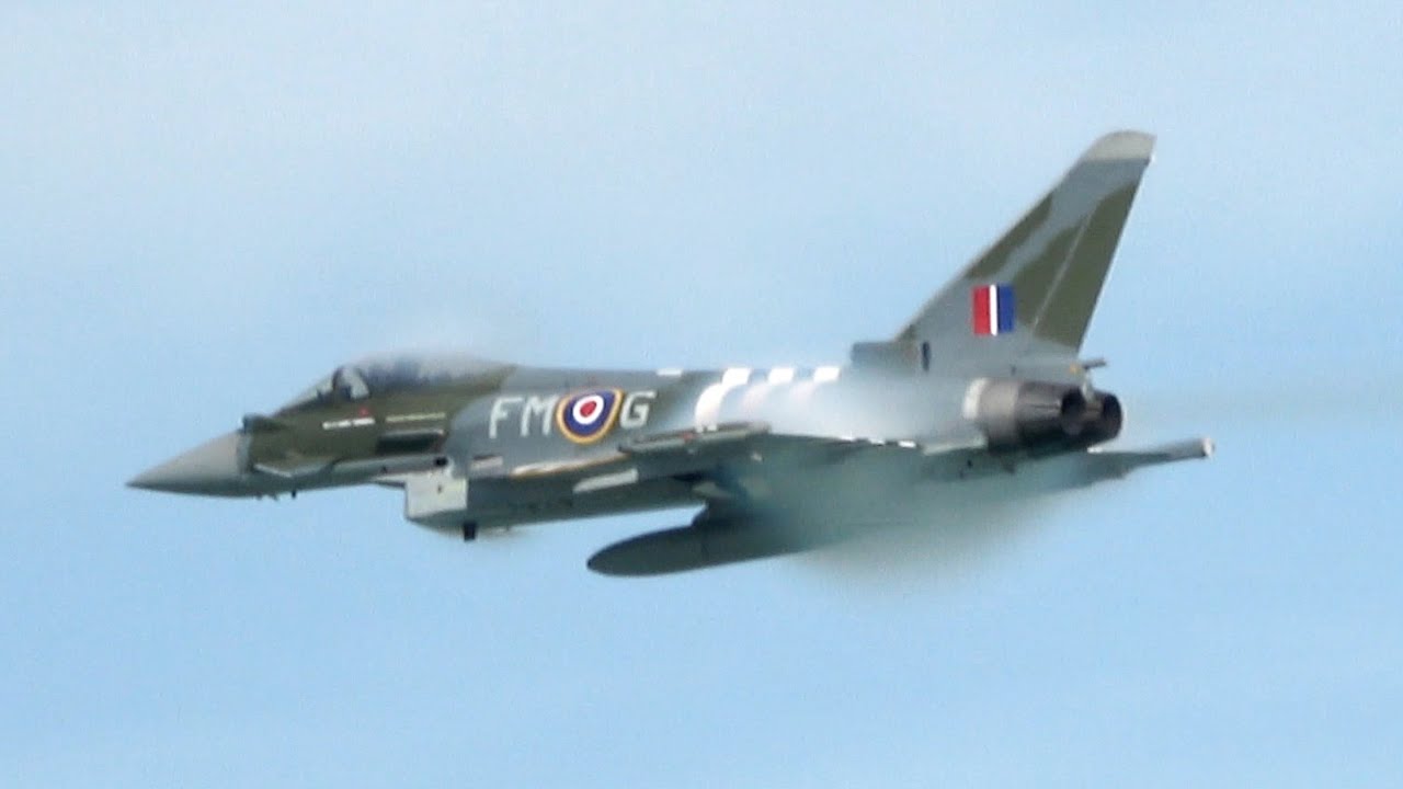 Watch what happens when an RAF Typhoon cuts through moist air - "Vapor ...