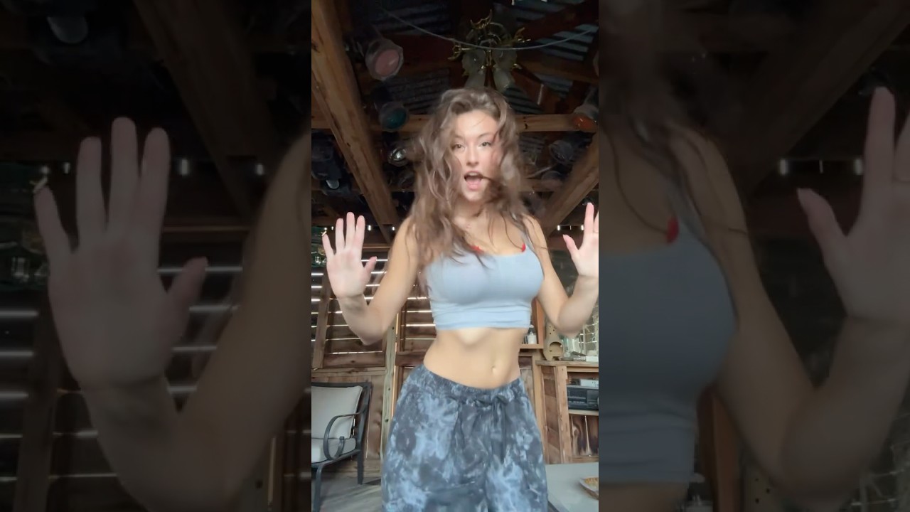 Impressive model demonstrates a unique and unconventional ab workout