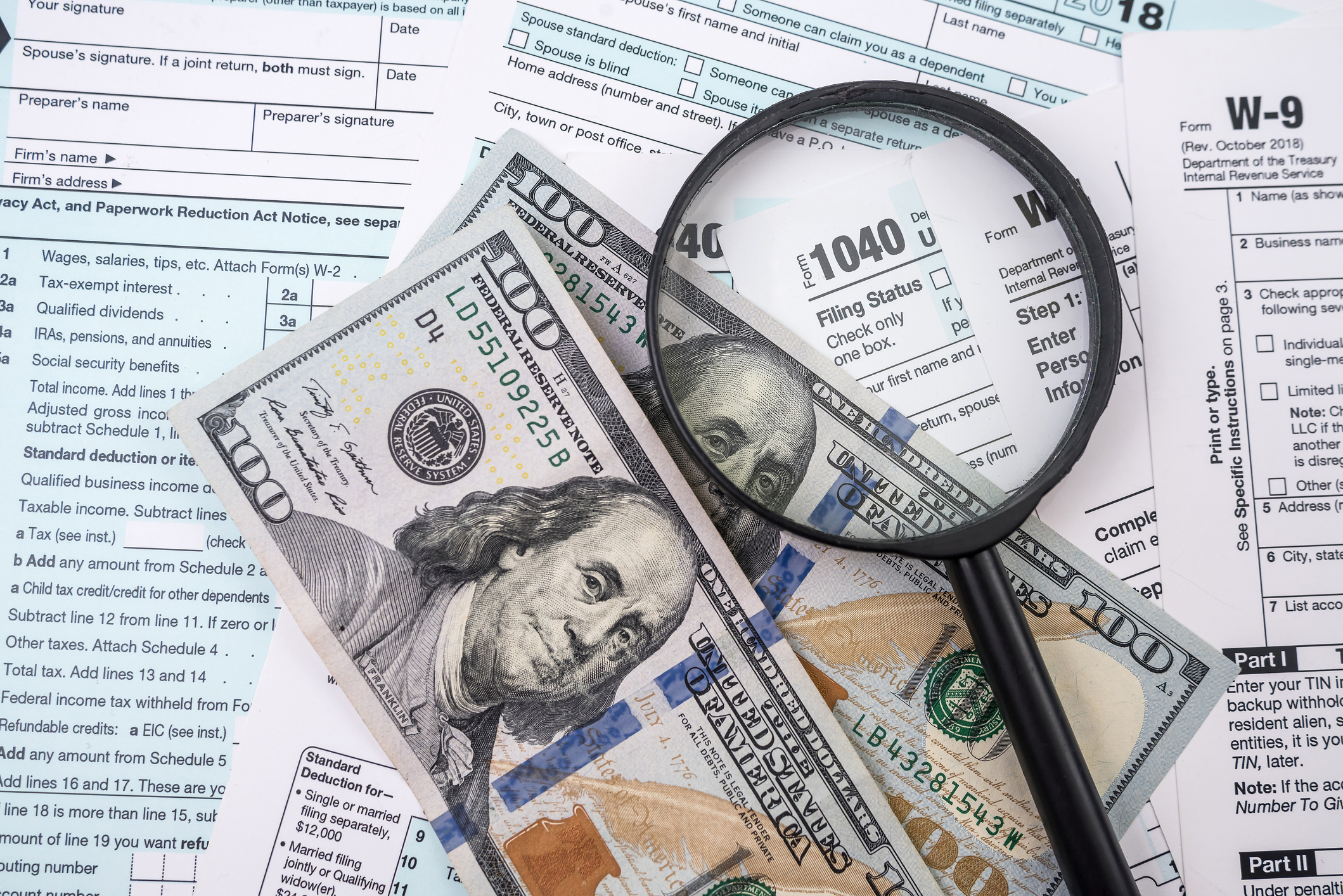 Penalty for filing taxes late in 2026: What to know