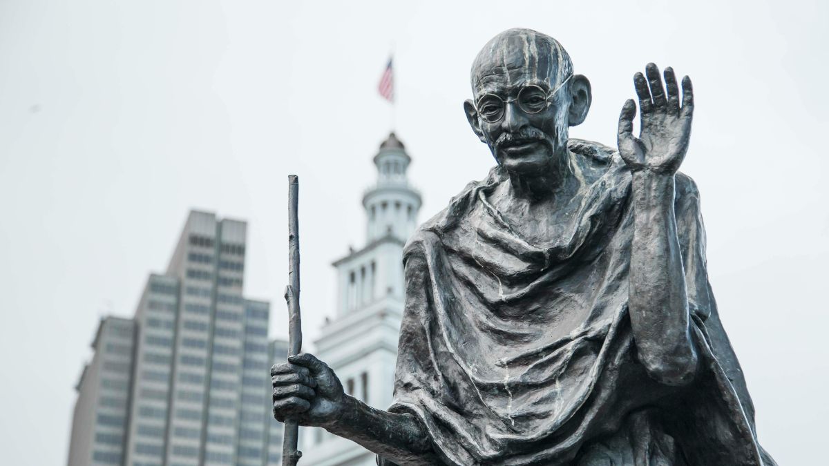 Famous historical figures who were actually terrible people