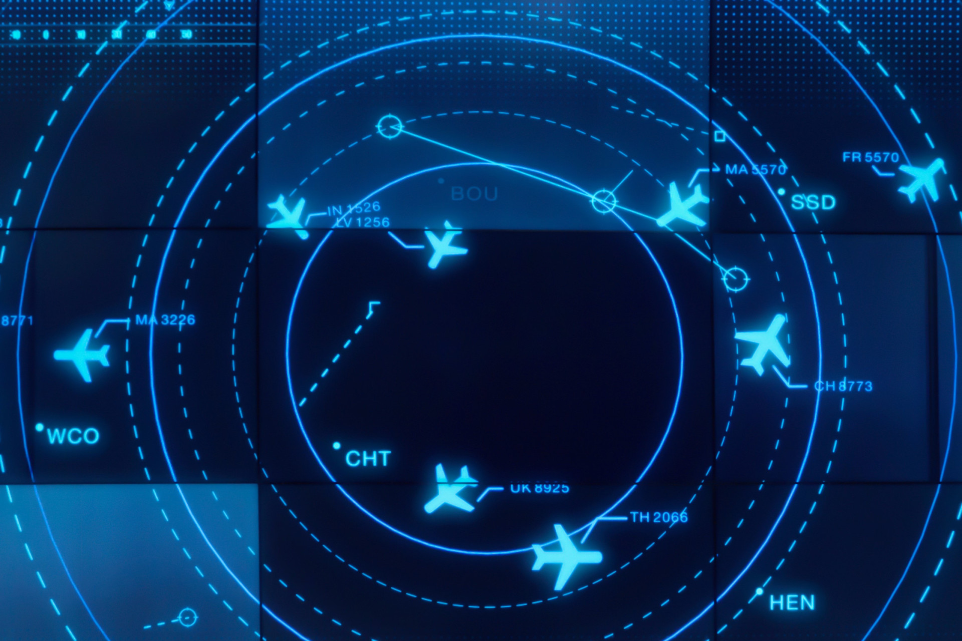 How do flight tracking websites work?