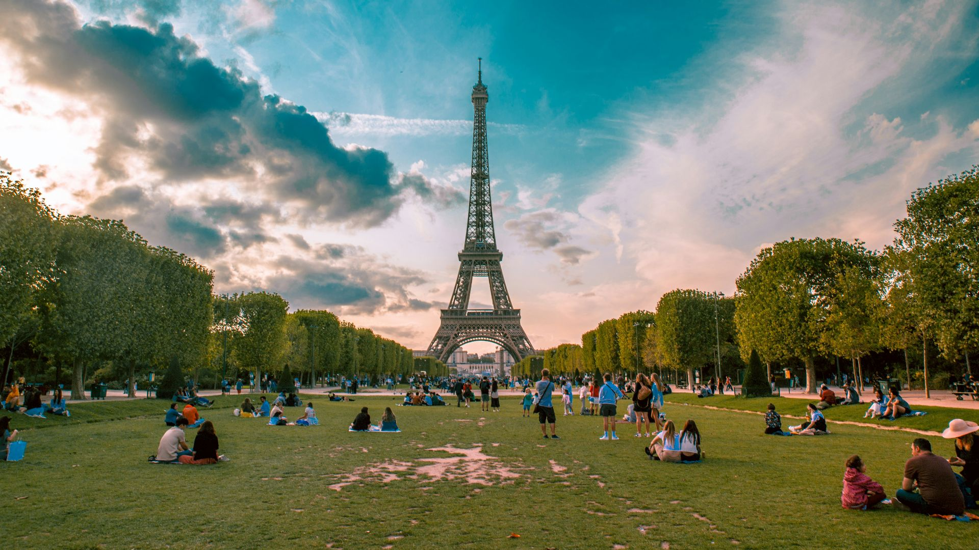 Daily routines around the world that surprise American travelers