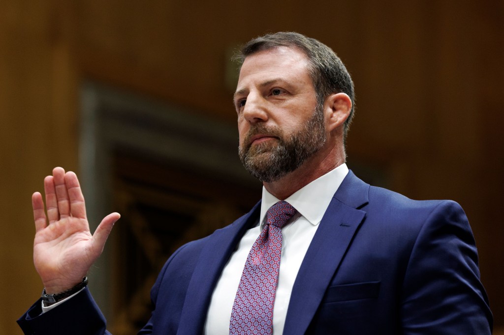 John Fetterman saves Markwayne Mullin’s nomination to lead DHS