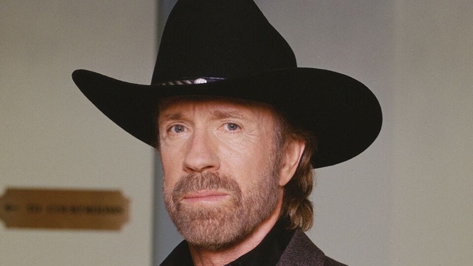 Chuck Norris hospitalized in Hawaii after sudden medical emergency ...