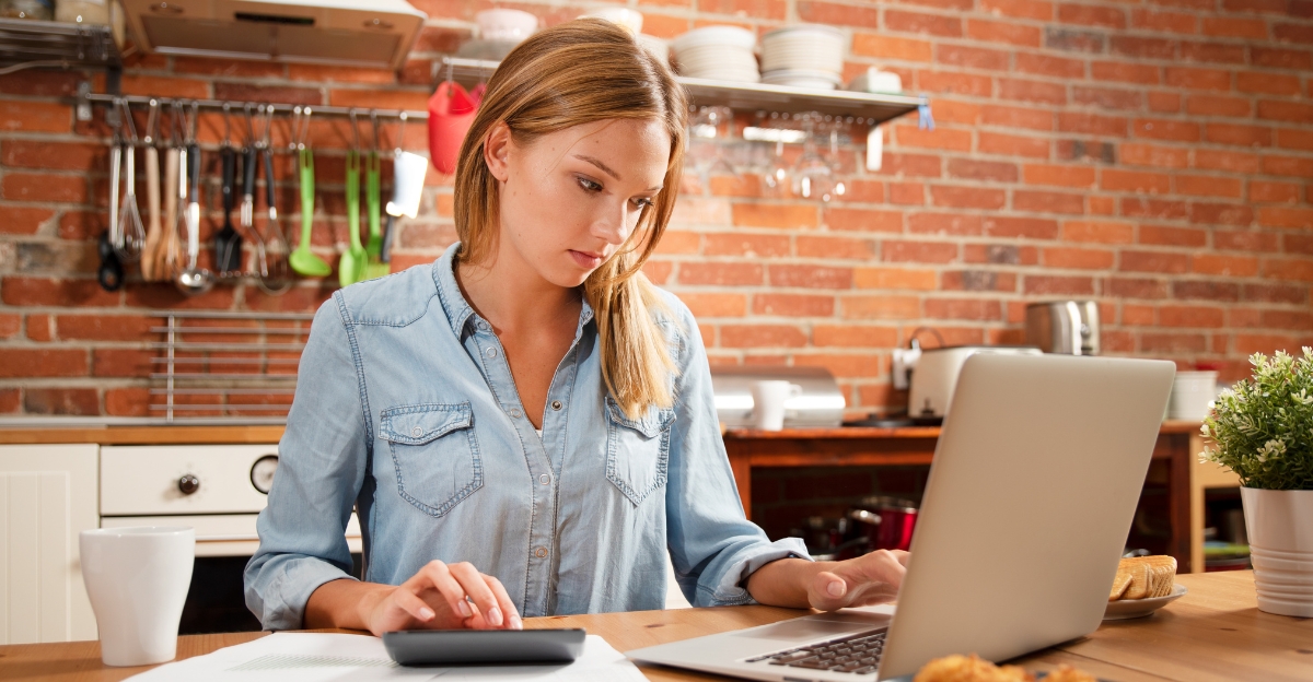 If someone does these 10 things, they probably grew up without much money