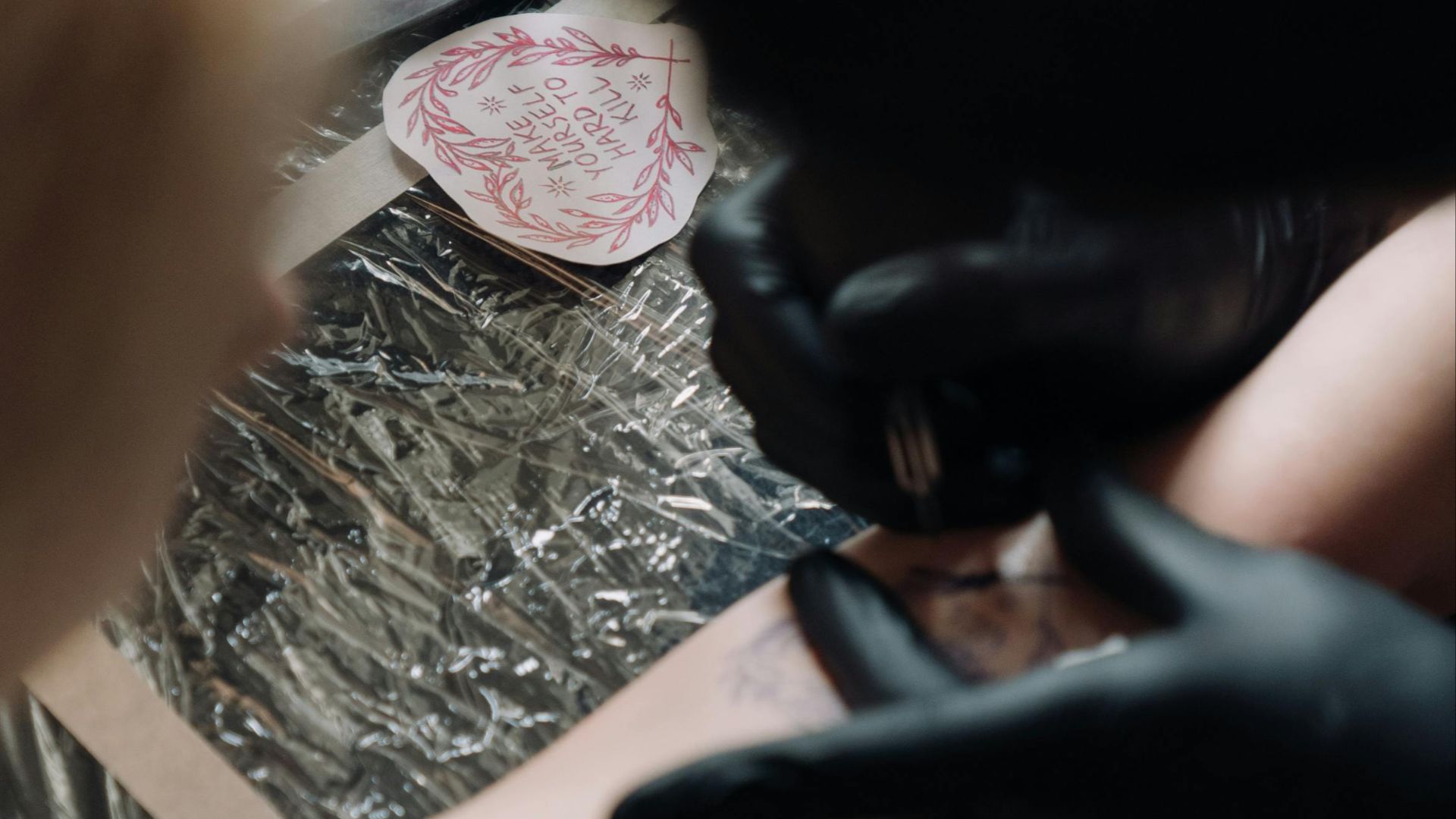 20 meaningful memorial tattoos you can get to honor someone