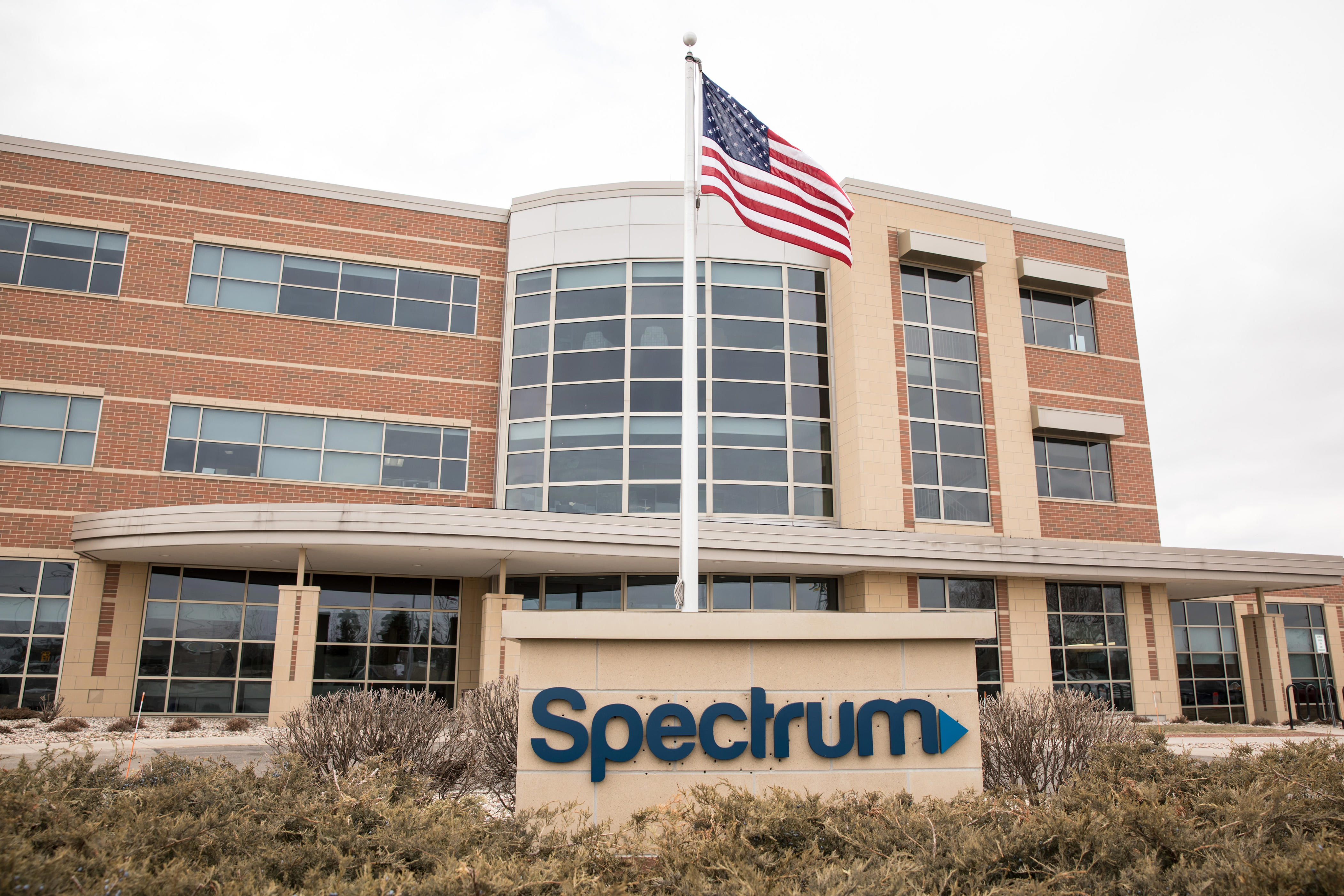 Spectrum to close Appleton call center, laying off 313 workers