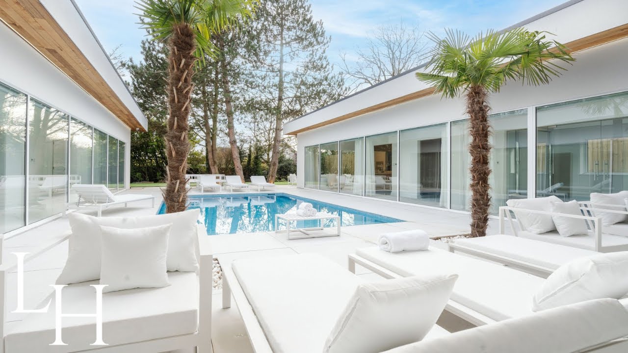 Why this £2,675,000 ultra-modern house feels like a resort