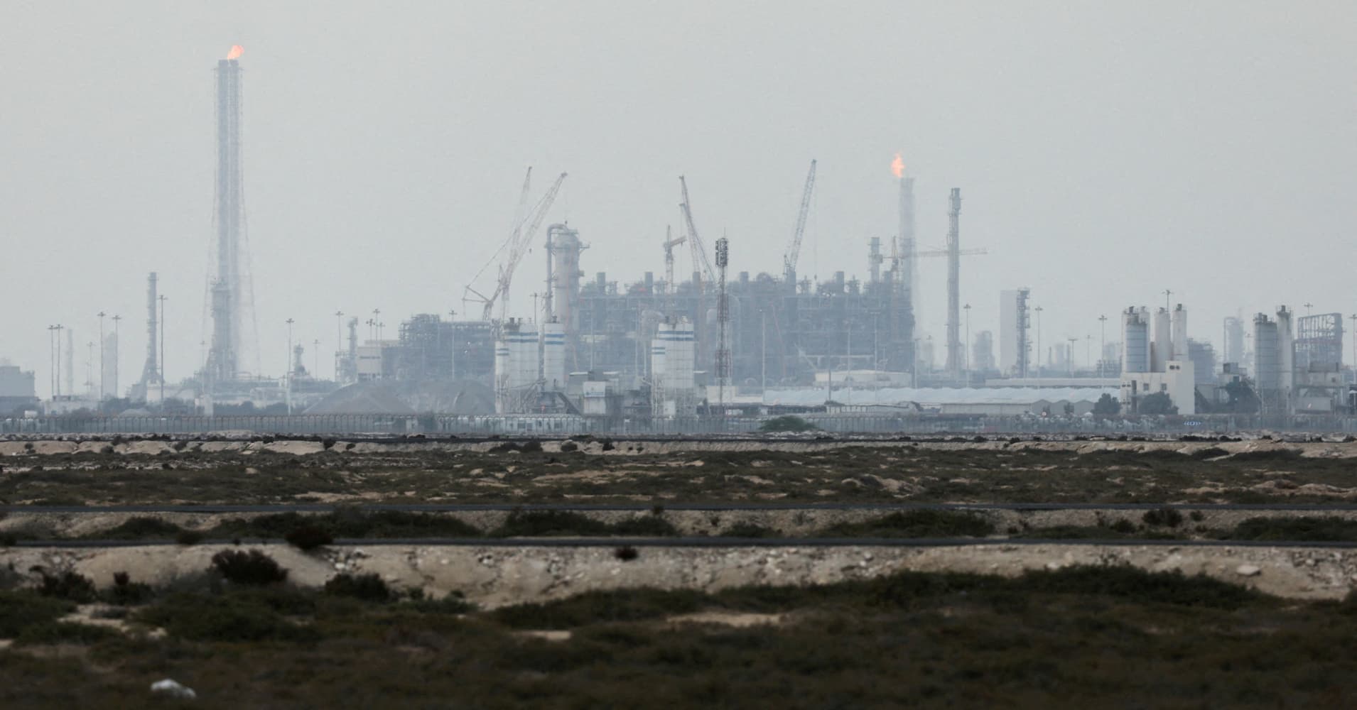 Oil prices fall after Brent briefly touches $119 as Netanyahu says ...
