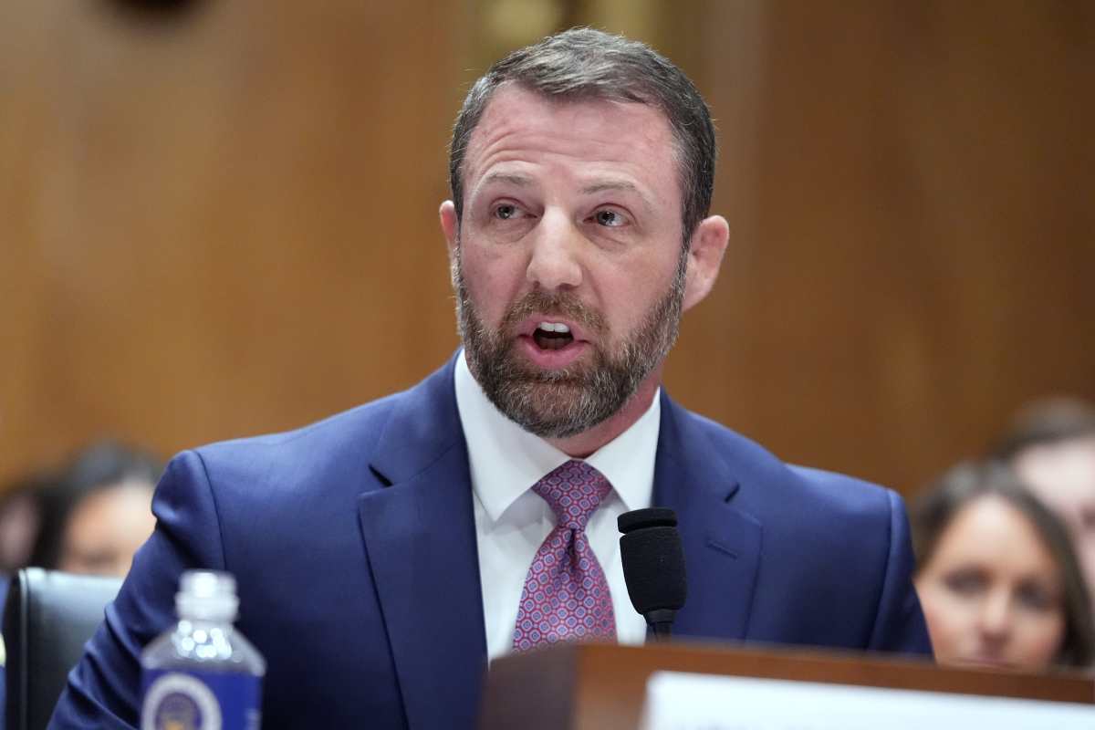 Markwayne Mullin's DHS nomination survives heated Senate hearing ...