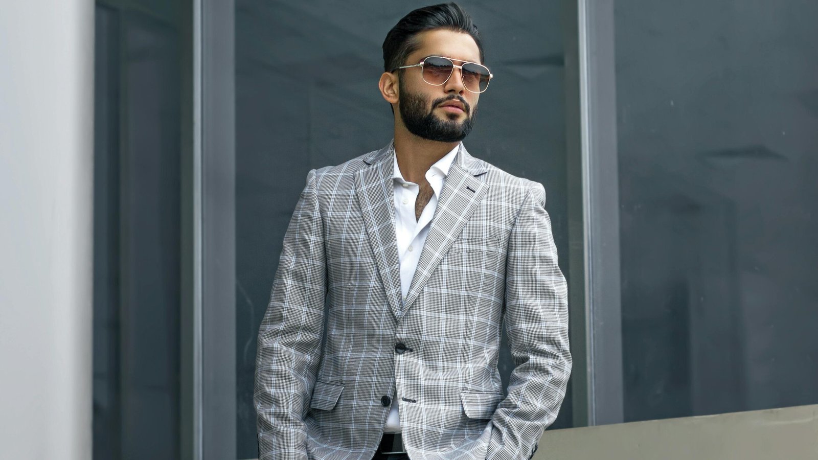 How stylish men build confidence through grooming