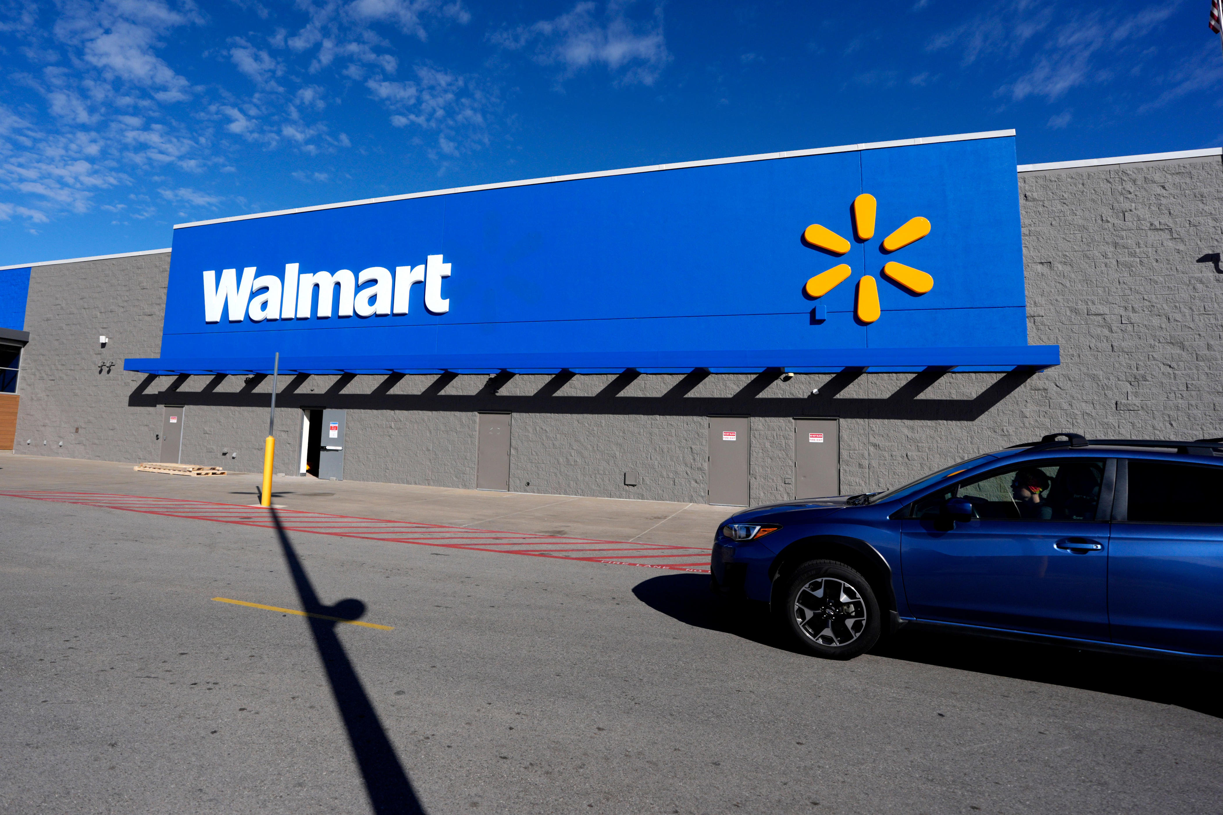 Is Walmart open on Easter? See grocery store holiday hours around OKC