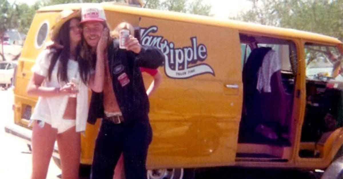 22 cool vans from the 1970s golden age of parking