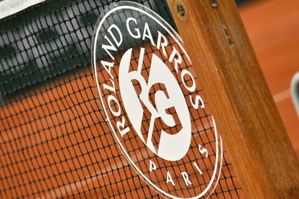 Les invi­ta­tions pour Roland‐Garros dévoi­lées, avec la présence du ...