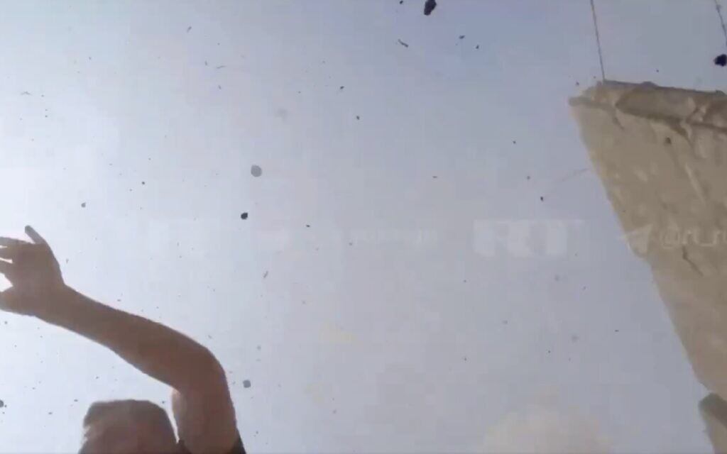 Footage shows Israeli strike meters from TV correspondent in south Lebanon