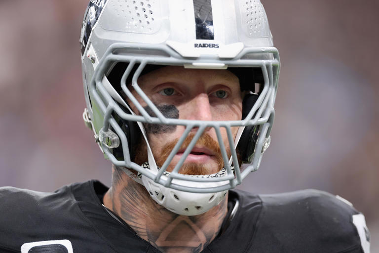 Maxx Crosby updates: Latest on Raiders DE after Ravens trade falls through