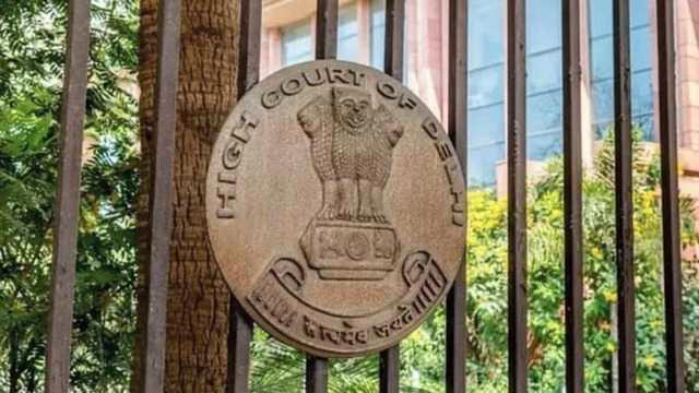 HC junks SpiceJet's plea to review Rs 144 cr payment order in dispute ...