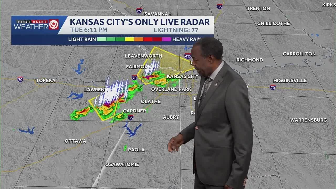 Kansas City weather live updates: Severe weather entering the metro area
