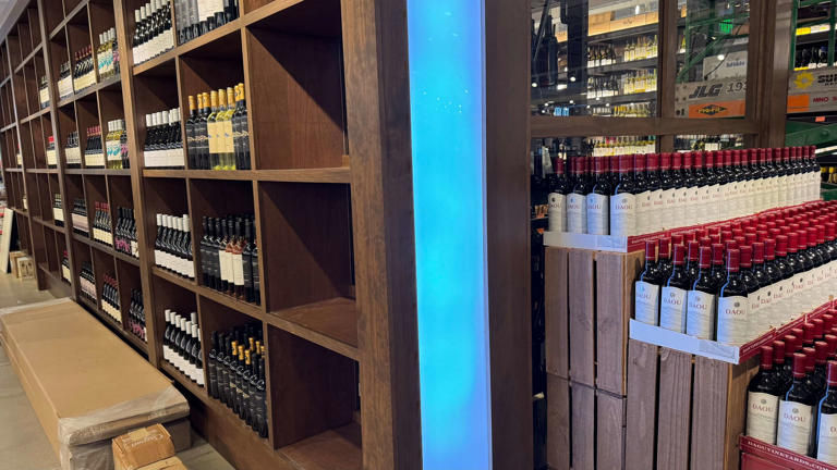 A look inside Livonia’s massive new Nino Salvaggio International ...