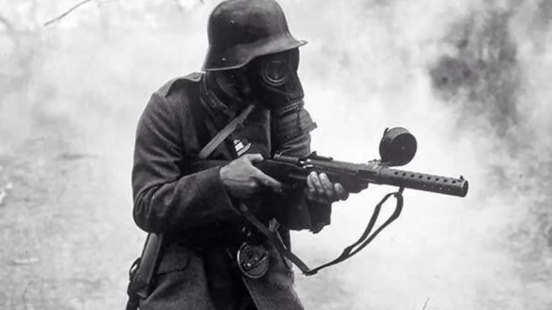 German stormtroopers unleash MP18 in March 1918 assault, British ...