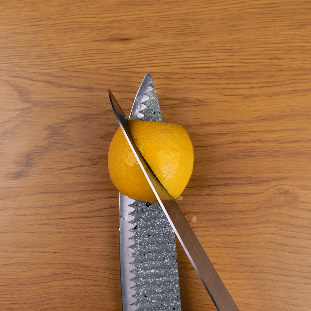 Cutting a lemon differently🍋