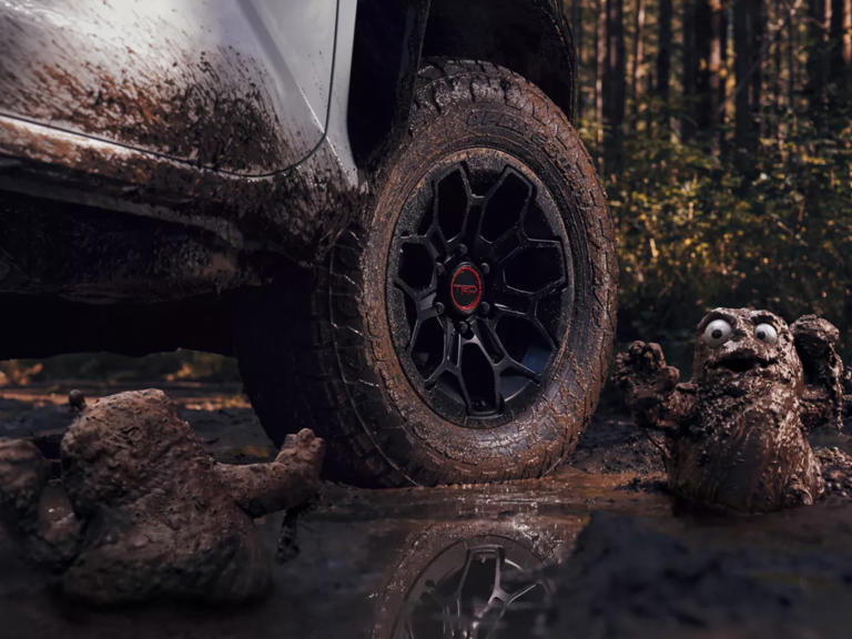 2026 Toyota 4Runner TRD Pro vs. 2026 Ford Bronco Raptor: 5 key differences