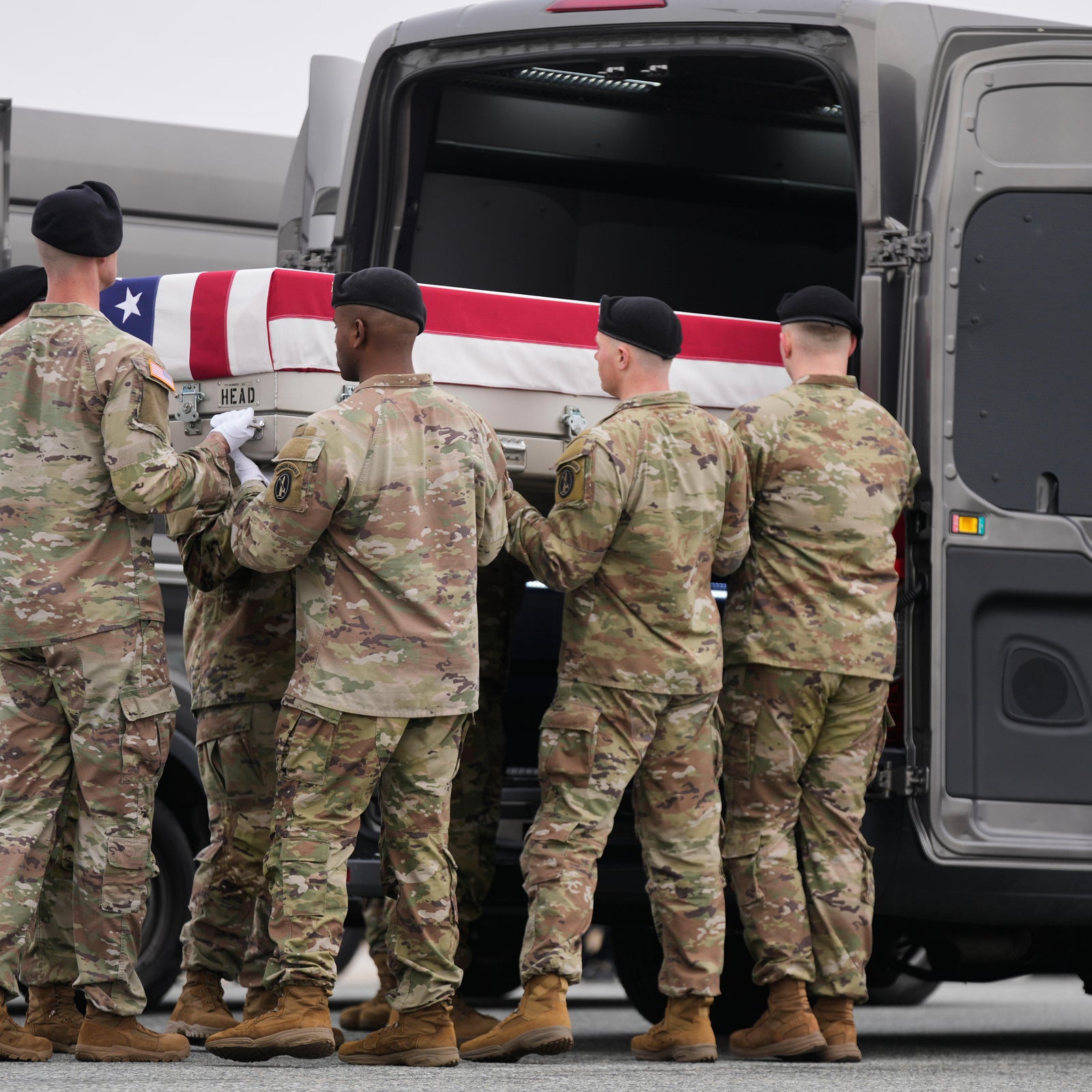 US service members in Kuwait suffered brain trauma, burns, shrapnel wounds