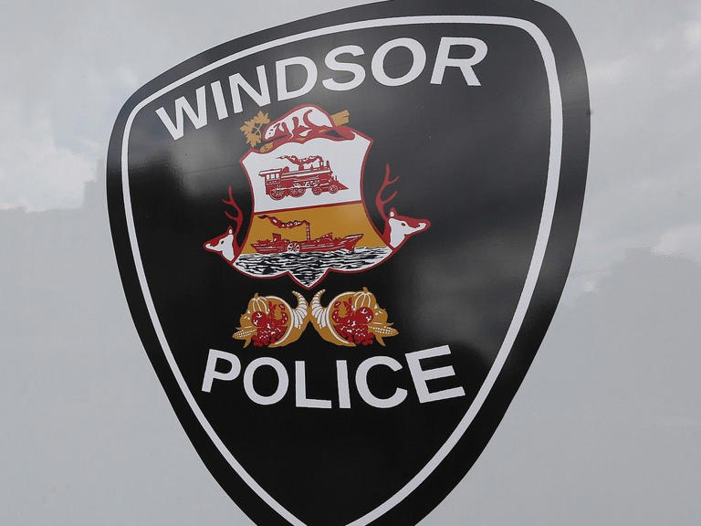 Windsor police charge three people with stunt driving