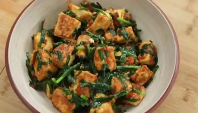 Resep oseng tahu telur kucai yang praktis