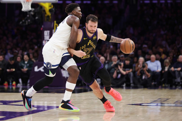 Luka Doncic, Austin Reaves lead Lakers to big win over Timberwolves