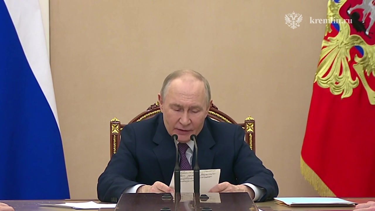 Trump and Putin hold a 'frank' discussion on bringing an end to Iran war