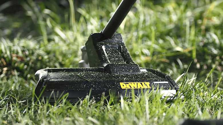 4 brands compatible with DeWalt's universal attachment outdoor power tools