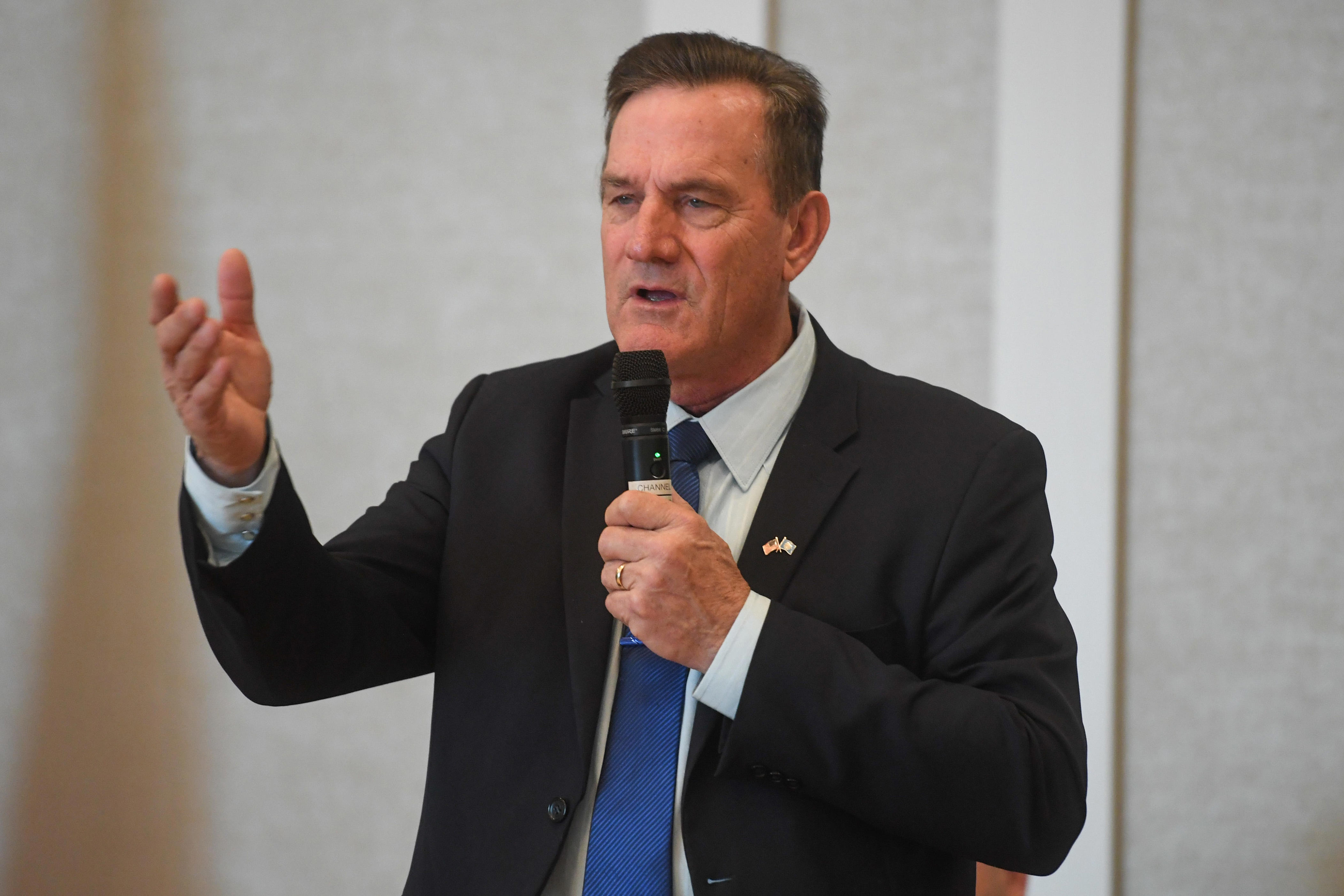 Dusty Johnson leads Larry Rhoden in South Dakota governor race poll