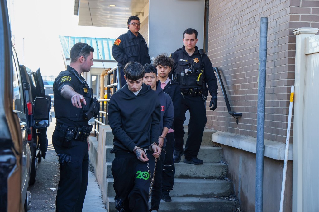 Trio of Salvadoran nationals busted with Molotov cocktails on LI – only ...