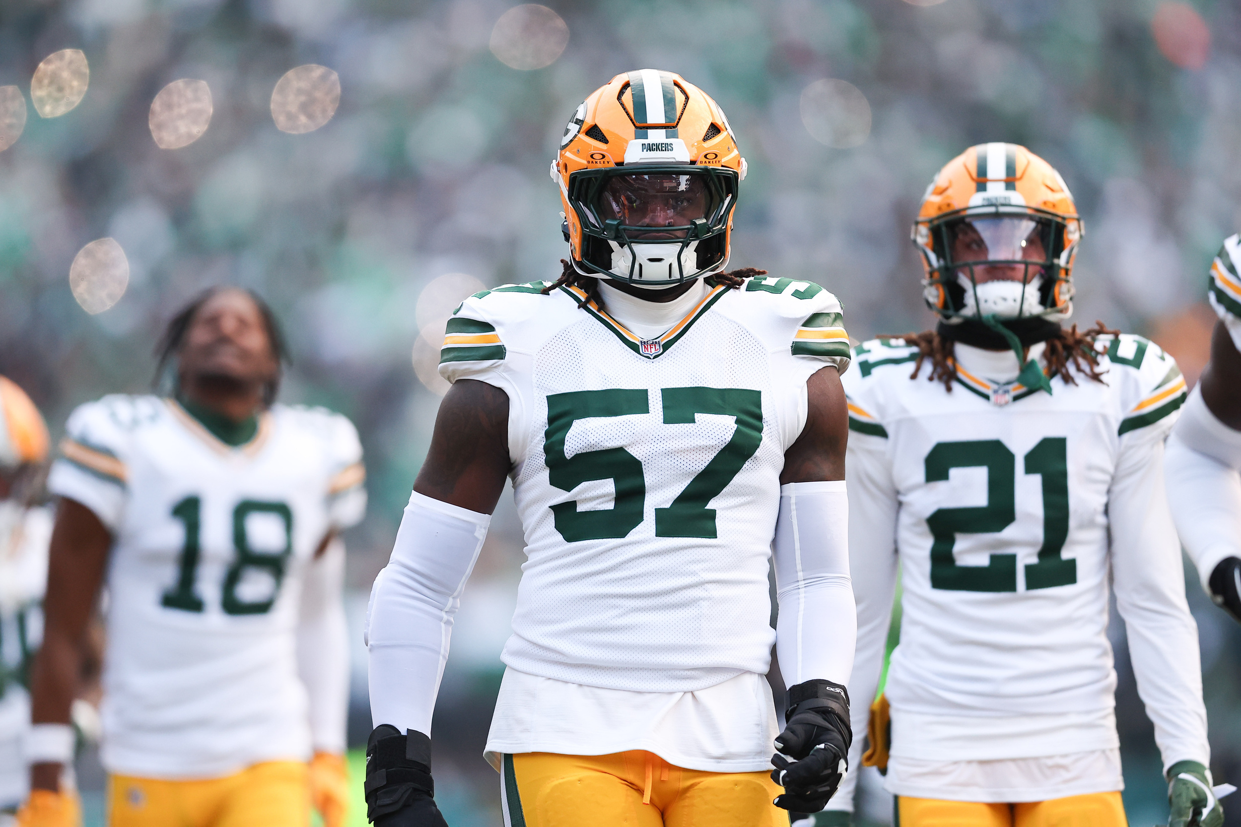 Green Bay Packers re-sign Brenton Cox in 2026 NFL free agency amid ...
