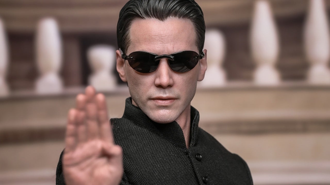 Hot Toys The Matrix Reloaded Neo figure - image gallery