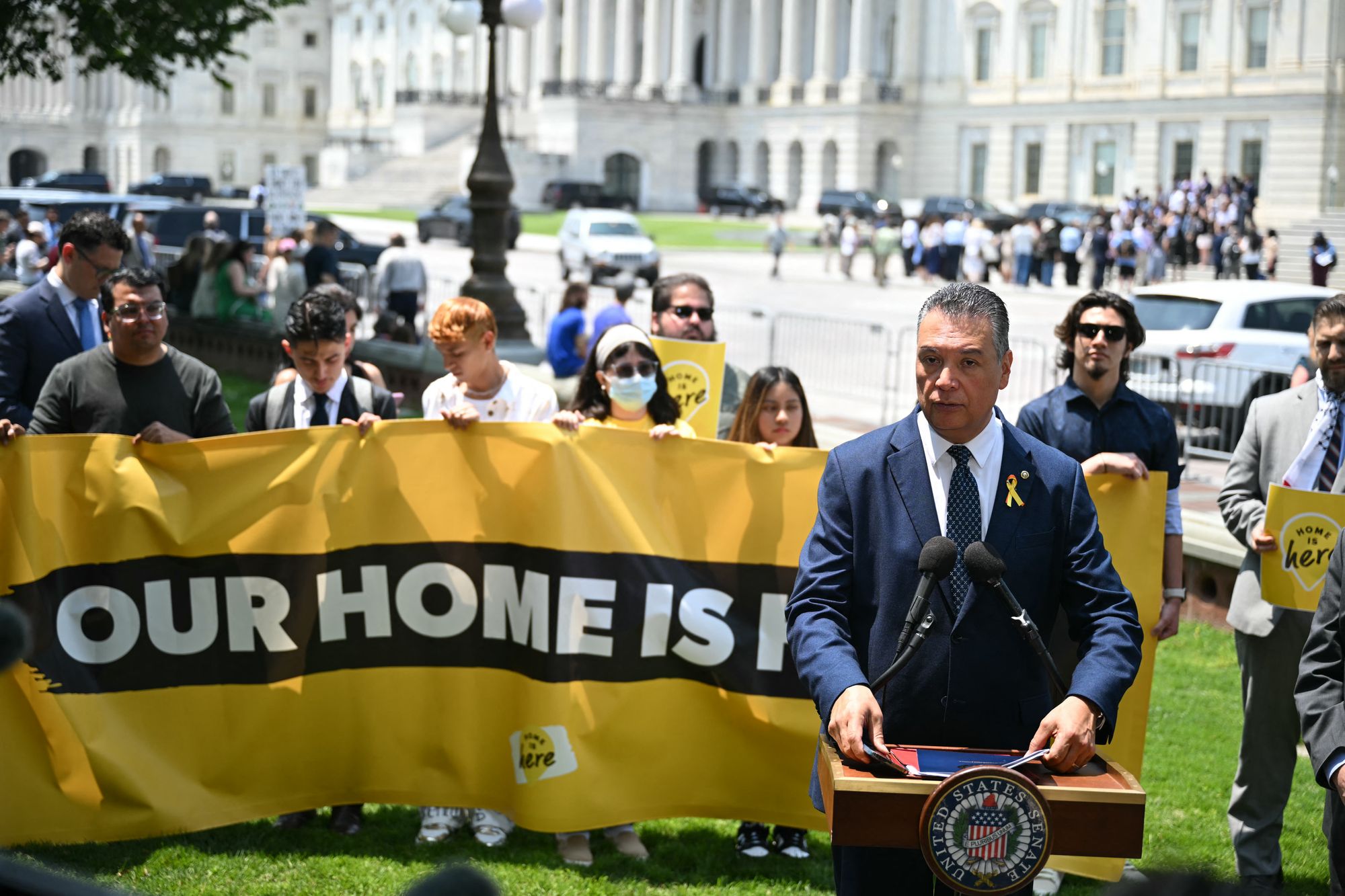 Trump DACA delays causing immigrants to lose work and risk deportation