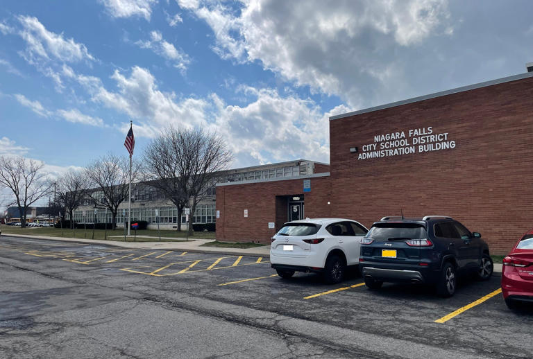 Niagara Falls teacher placed on leave