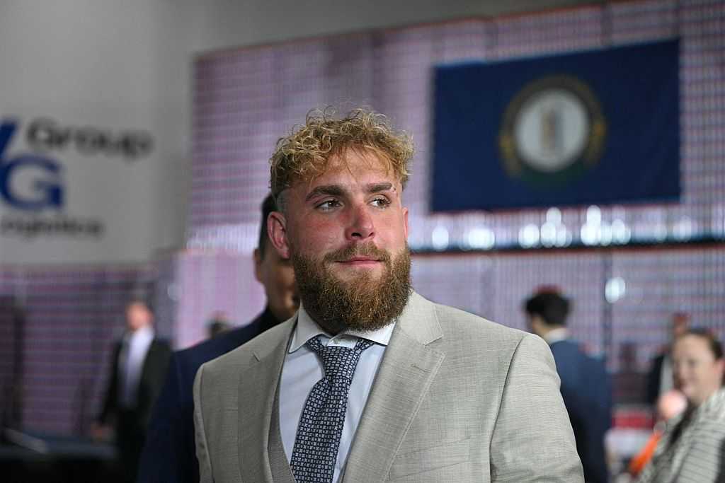 Boxer, influencer Jake Paul in attendance as President Trump speaks in NKY
