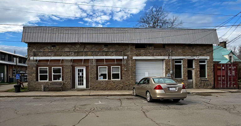 Hot Springs seeking input on revitalizing community center/former jail