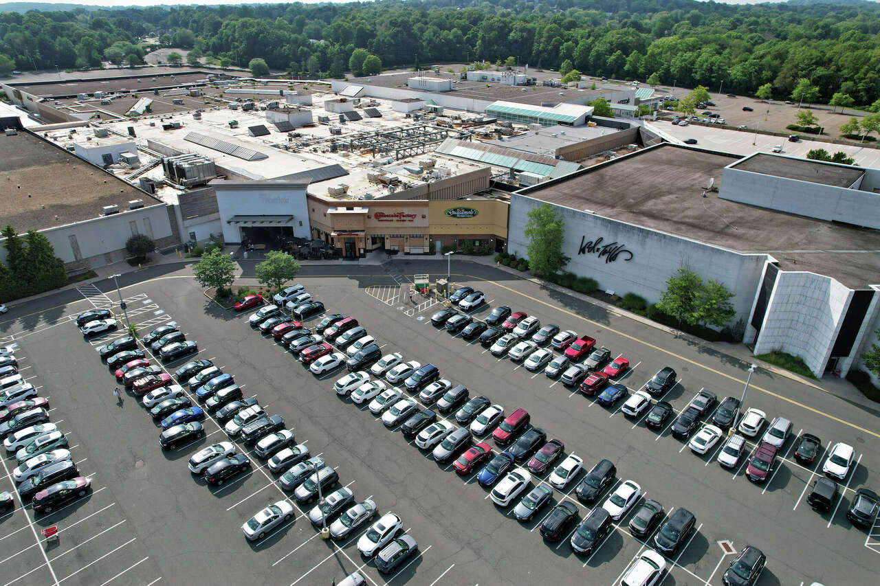 Buyers show interest in Trumbull Mall as town pushes redevelopment vision