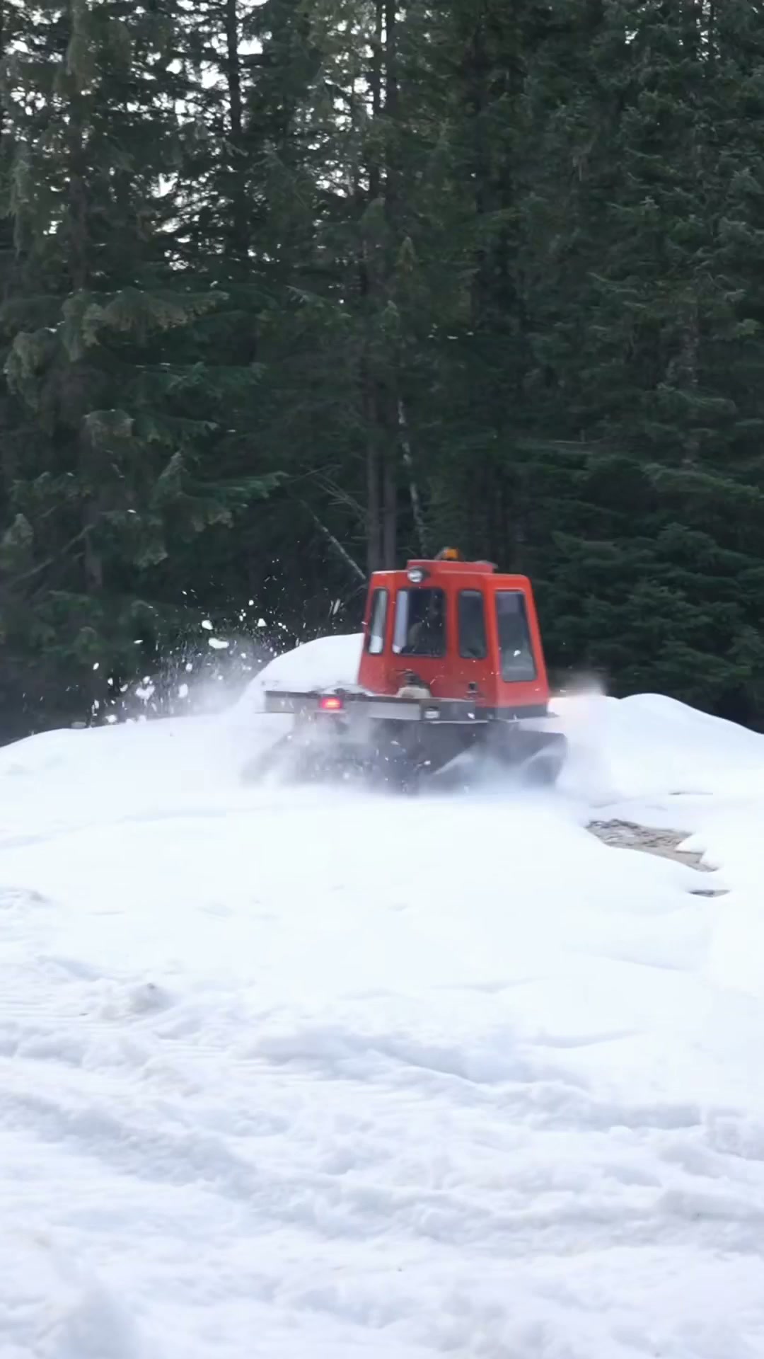 Mini snow cat absolutely rips with the new engine! #grindhardplumbingco