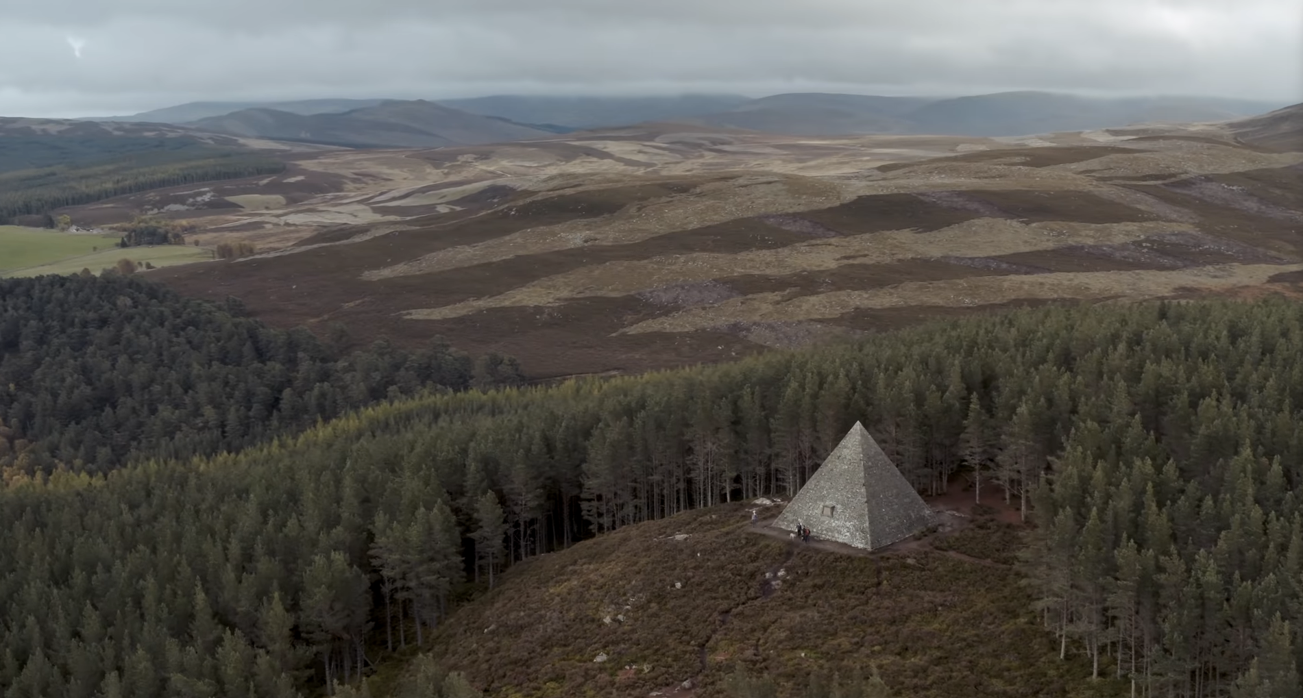 I found a hidden pyramid in Scotland! 🏔️