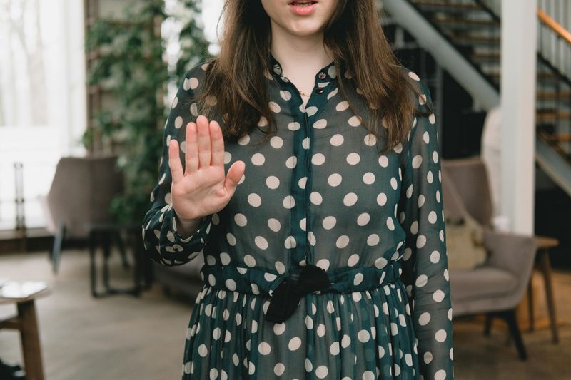 11 traits that reveal a truly untouchable woman