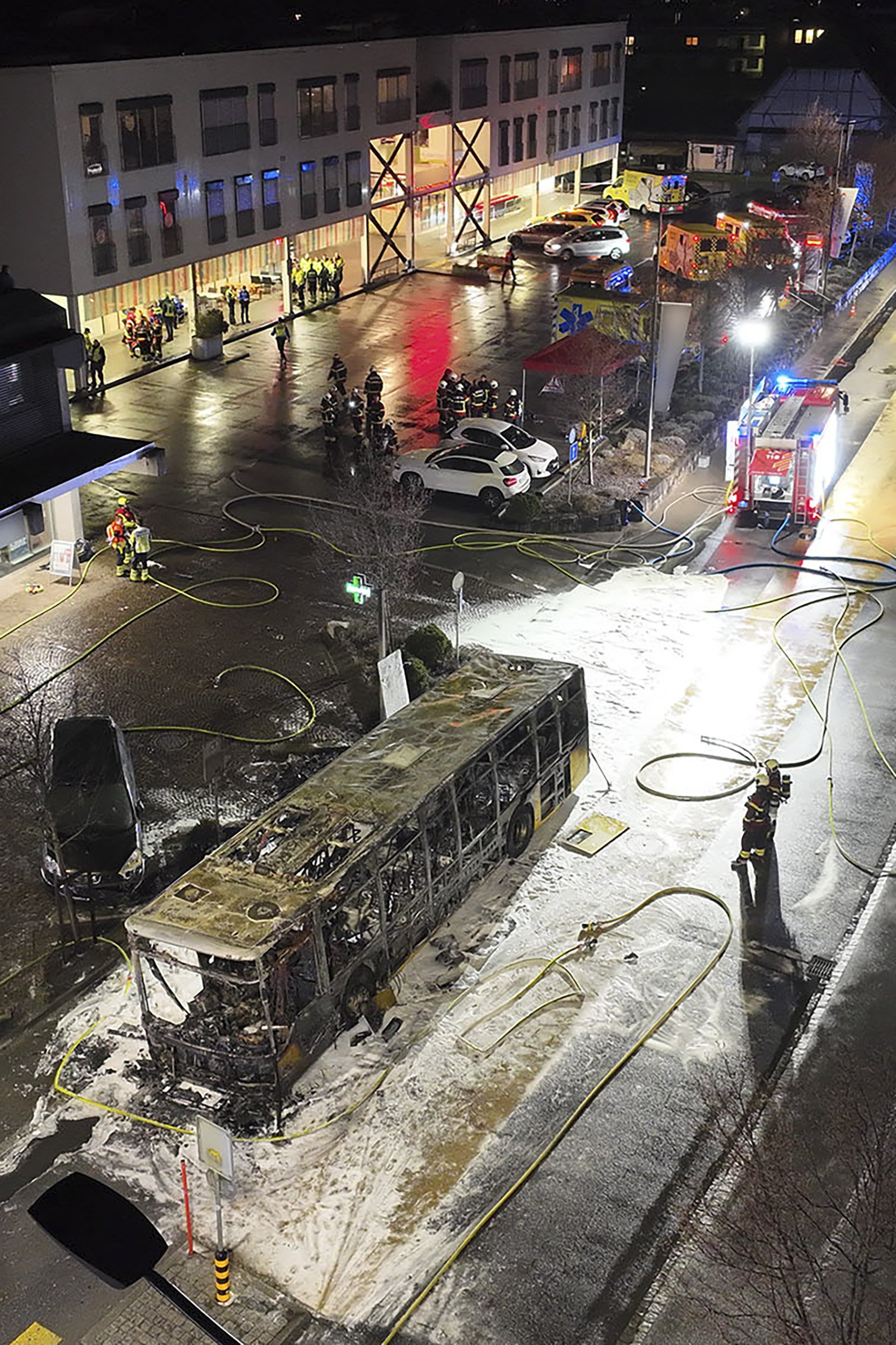 Six dead in fire after man sets himself alight on bus