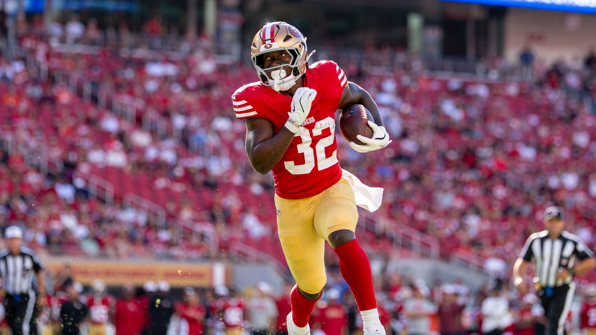 49ers re-sign RB Patrick Taylor