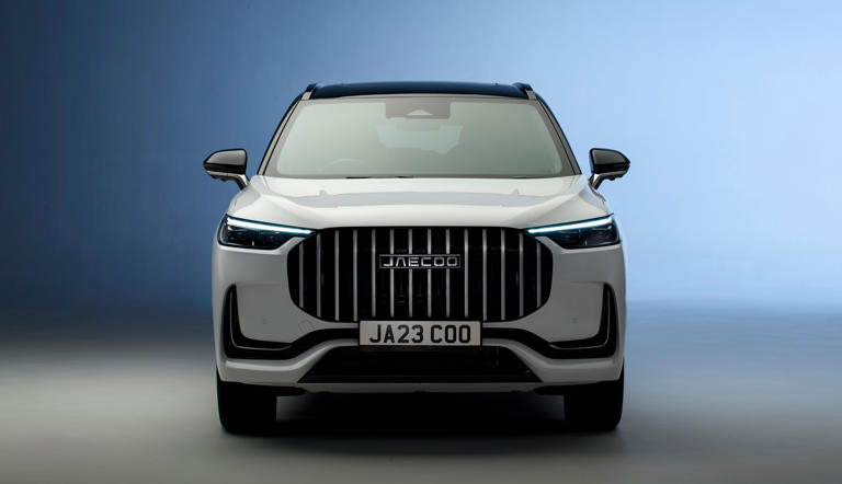 The brand behind the ‘Temu Range Rover’ just made a Temu Mercedes GLS
