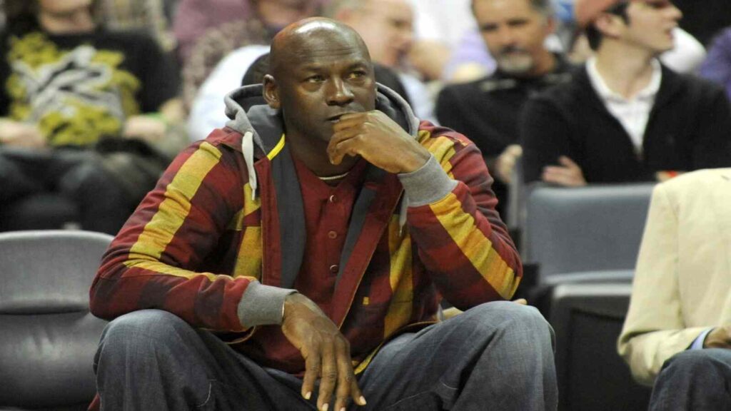 Rapper Flavor Flav shares 'wild' Michael Jordan story