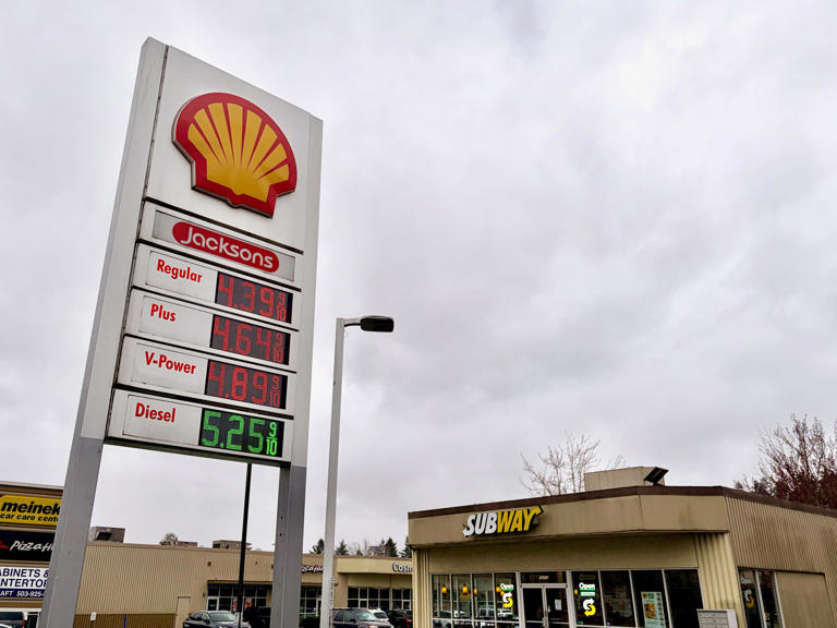 Oregon gas prices are surging amid Iran conflict. What to know